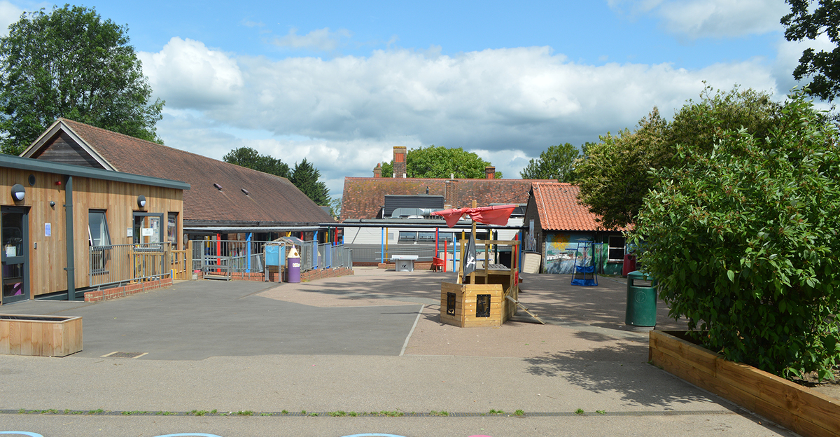 Roydon Primary Academy venue for hire in Essex - SchoolHire