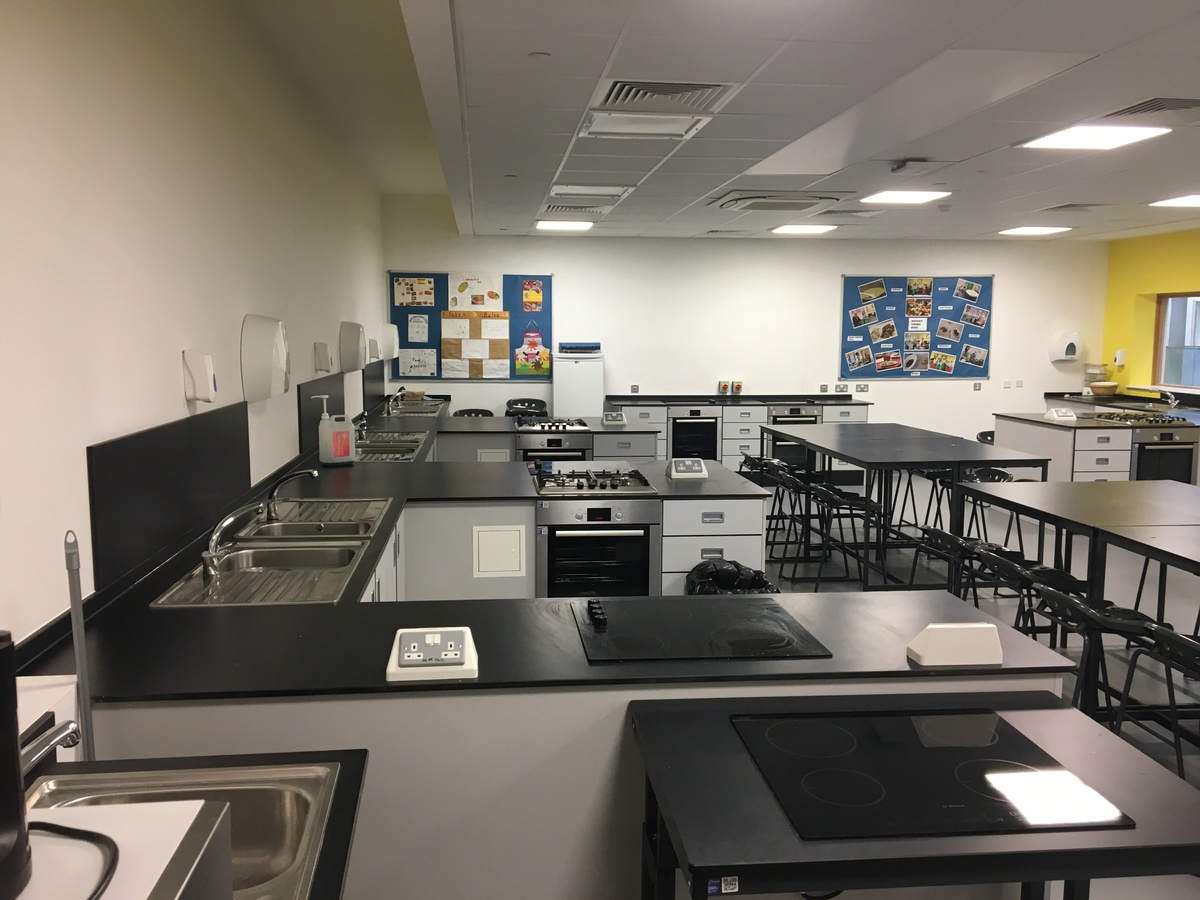 Cooking Room for hire in Midhurst - SchoolHire