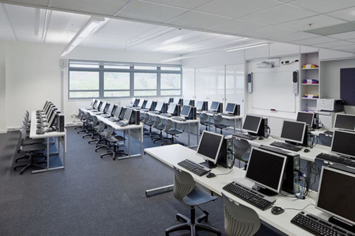 ICT Suite / Ict Suite at Future Academies Watford for hire in Watford ...