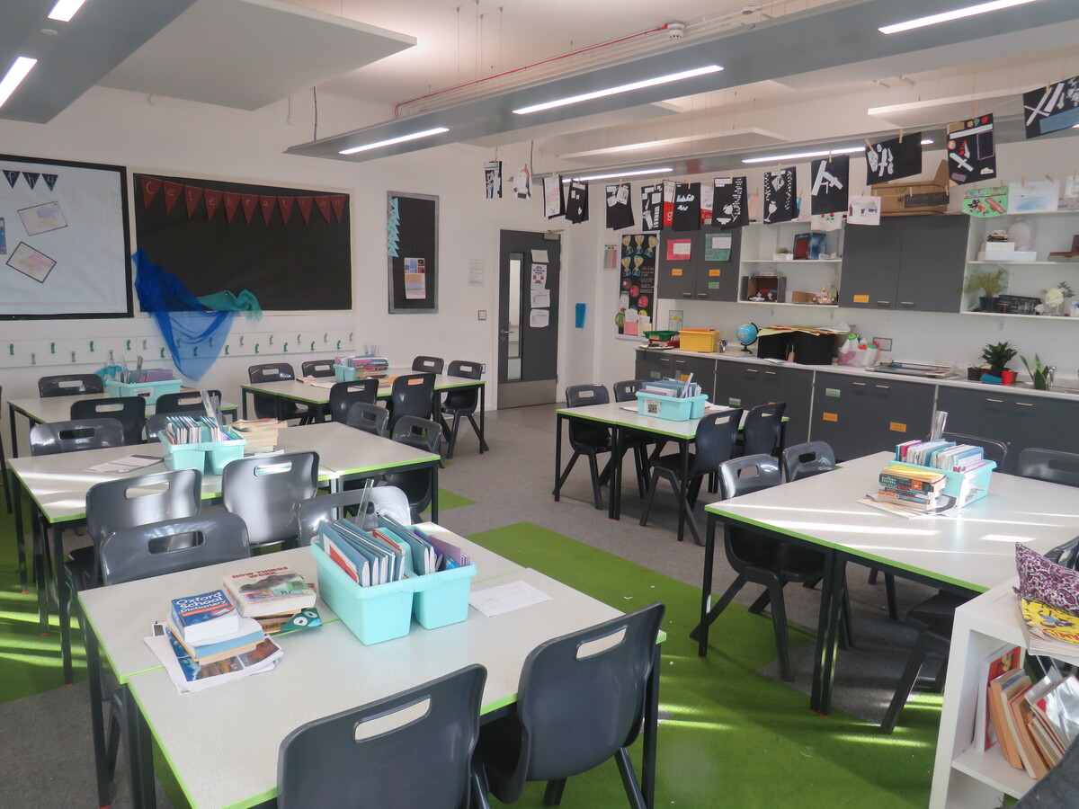 Classrooms at Invicta Primary School - Blackheath for hire in London ...