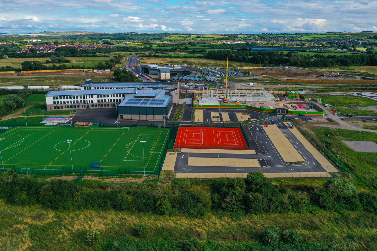 Multi-Use Games Area / Multi Use Games Area at The Deanery CE Academy ...