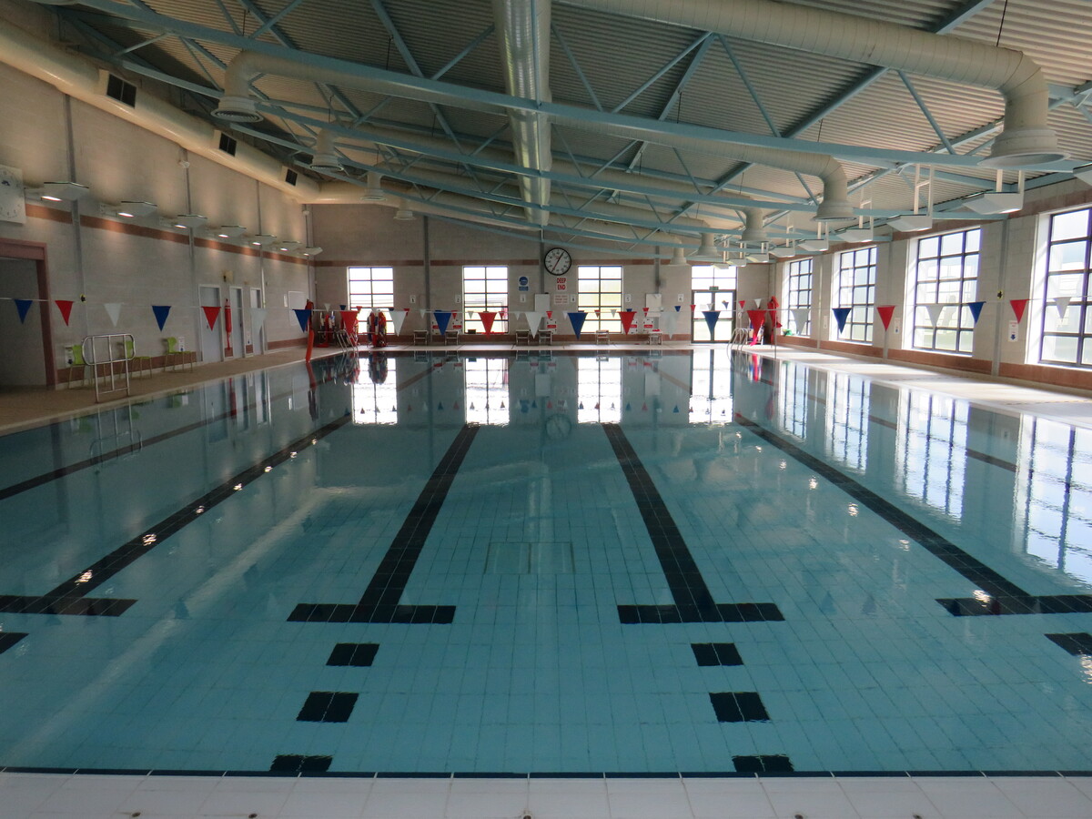 Swimming Pool at Oxford High School for hire in Oxford - SchoolHire