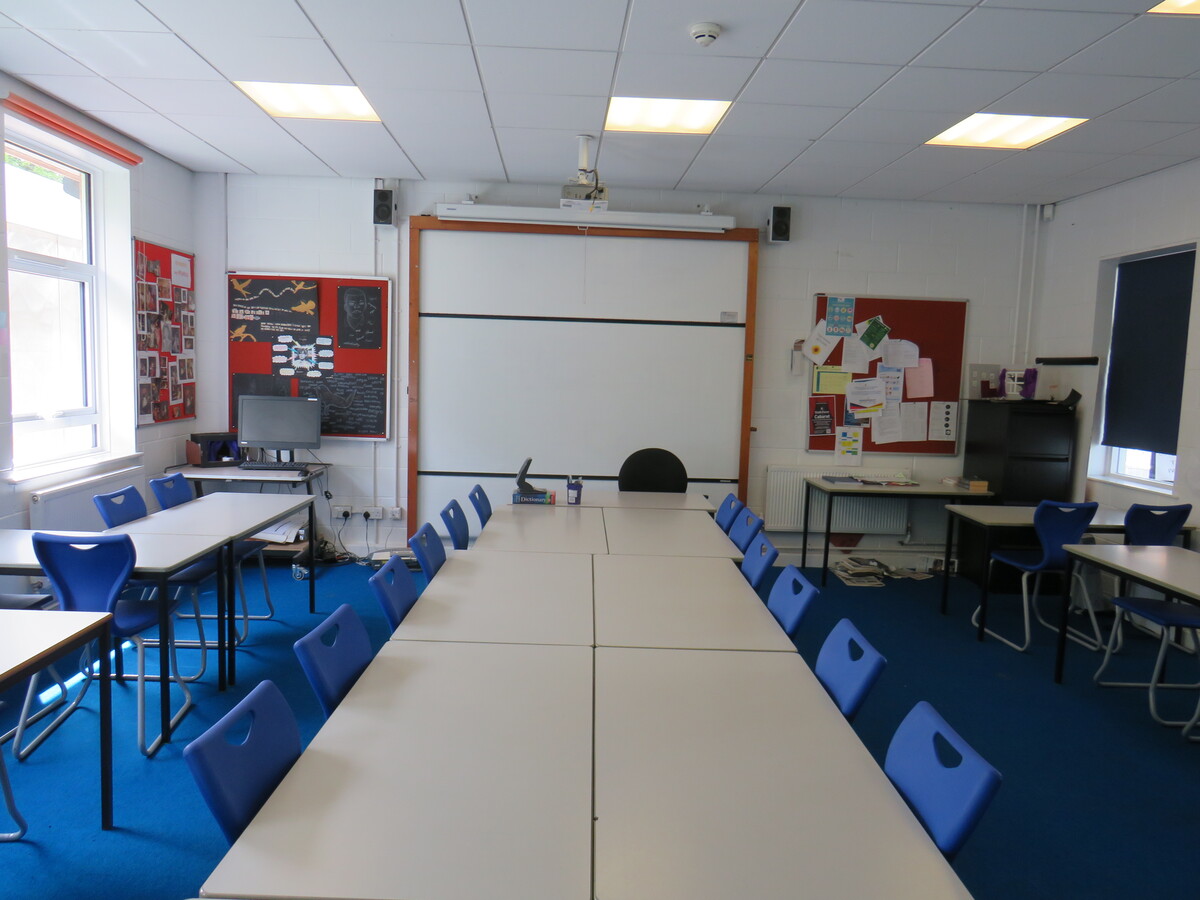 Classrooms / Conference Room at Oxford High School for hire in Oxford ...