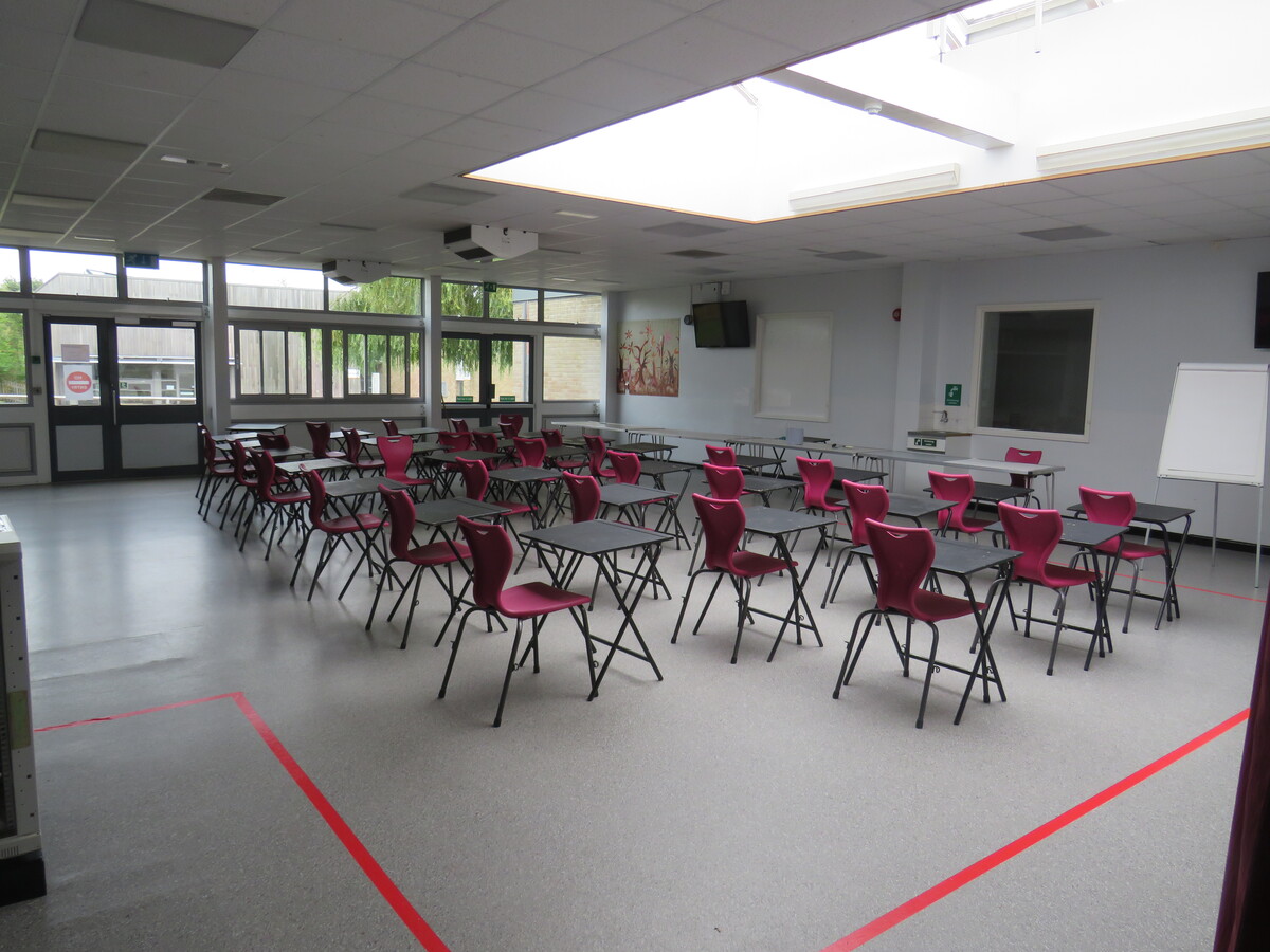 Dining Hall at Hounsdown School for hire in Southampton - SchoolHire