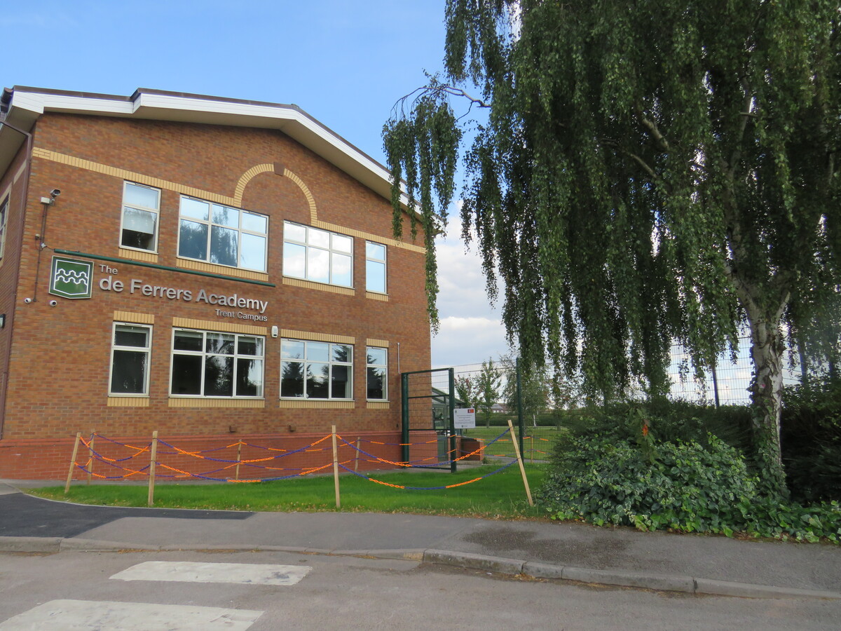 The de Ferrers Academy venue for hire in Burton on Trent - SchoolHire