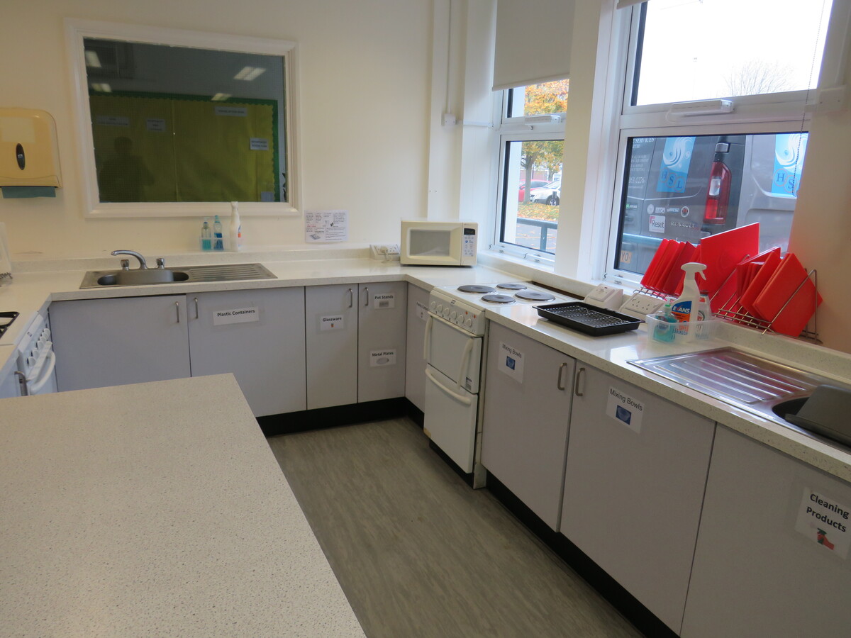 Classrooms - Specialist / Cooking Room at Brookfield Community School ...