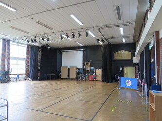Lincroft Academy venue for hire in Bedford - SchoolHire
