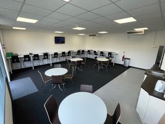 Toynbee School venue for hire in Eastleigh - SchoolHire