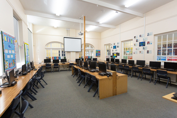 The Costello School venue for hire in Basingstoke - SchoolHire