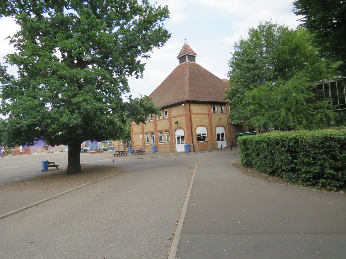 Roding Valley High School venue for hire in Loughton - SchoolHire