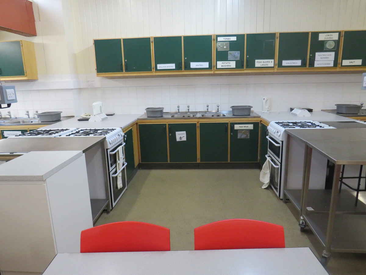 Cooking Room at Marshalls Park Academy for hire in Romford - SchoolHire