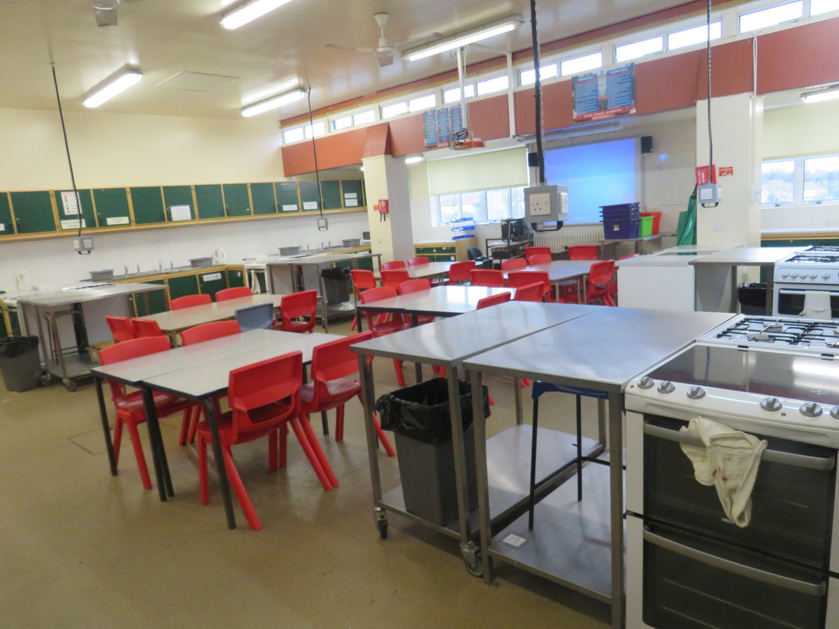 Cooking Room at Marshalls Park Academy for hire in Romford - SchoolHire